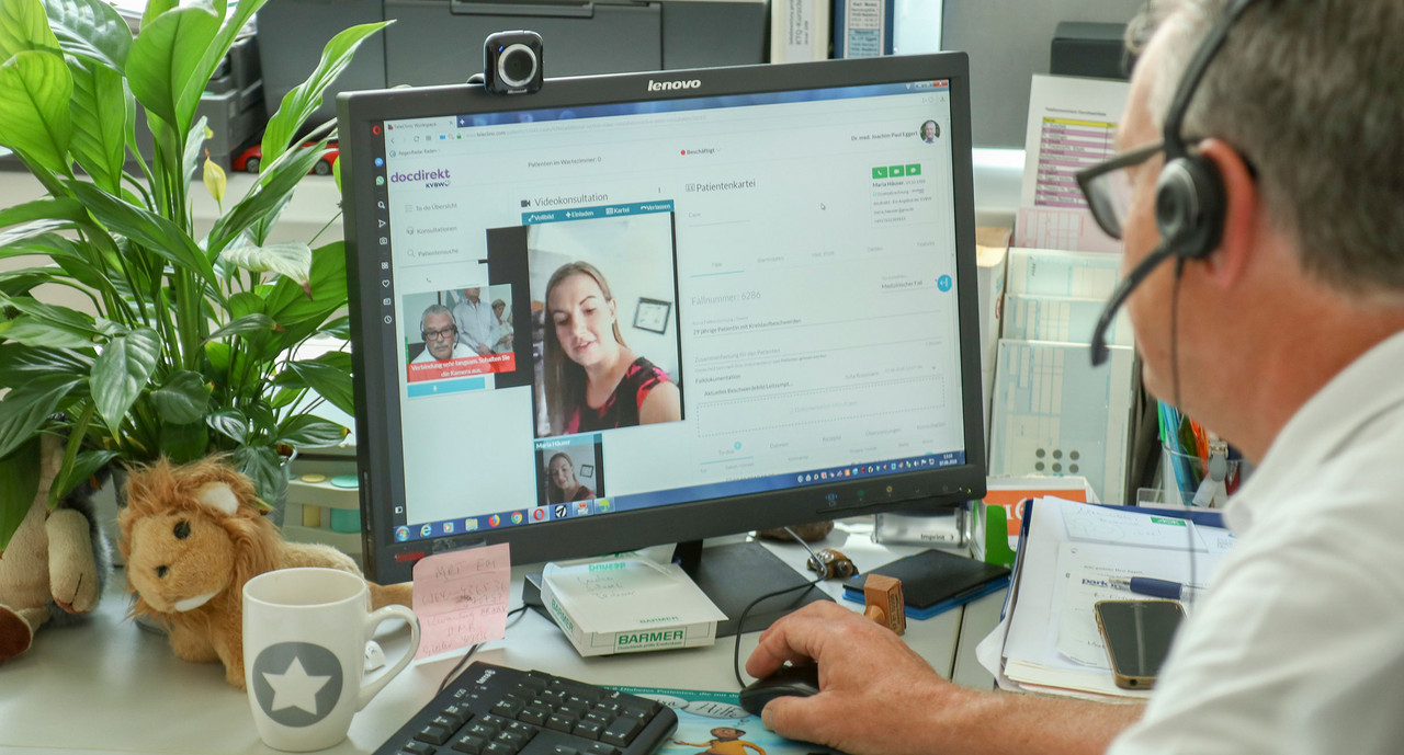 Online-Sprechstunde „docdirekt“ ist jetzt landesweit verfügbar: Baden ...