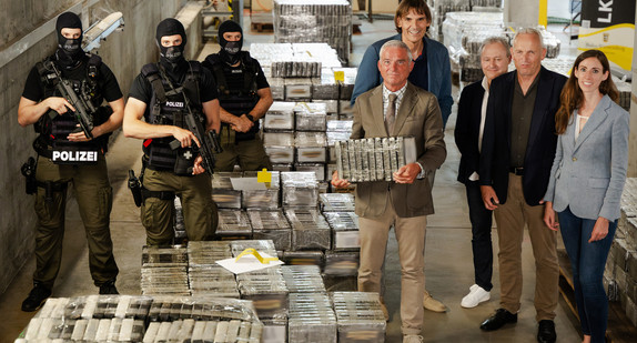 Neues Führungs- und Lagezentrum für das Polizeipräsidium Freiburg ...