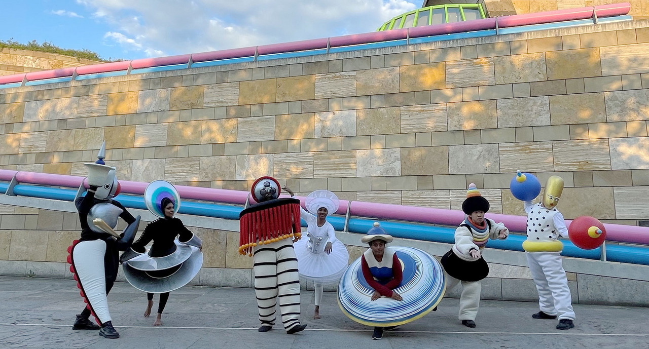 Kinotour und Triadisches Ballett in der Staatsgalerie: Baden-Württemberg.de