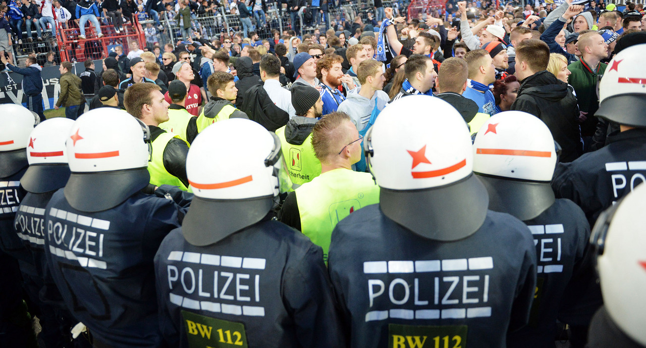 Polizeibilanz zur Hinrunde der Fußballsaison 2018/2019 positiv: Baden ...