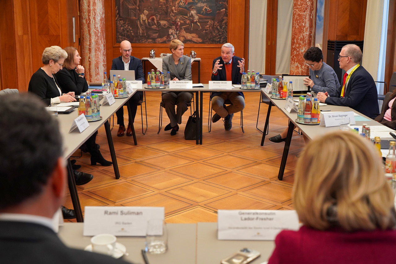 Halbzeitbilanz des Kabinettsausschusses „Entschlossen gegen Hass und Hetze“: Baden-Württemberg.de