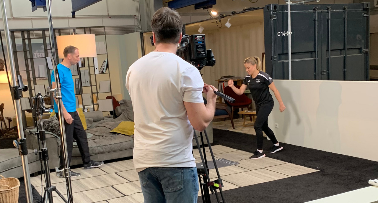 Mach mit – bleib fit! Digitale Sportstunden starten: Baden-Württemberg.de
